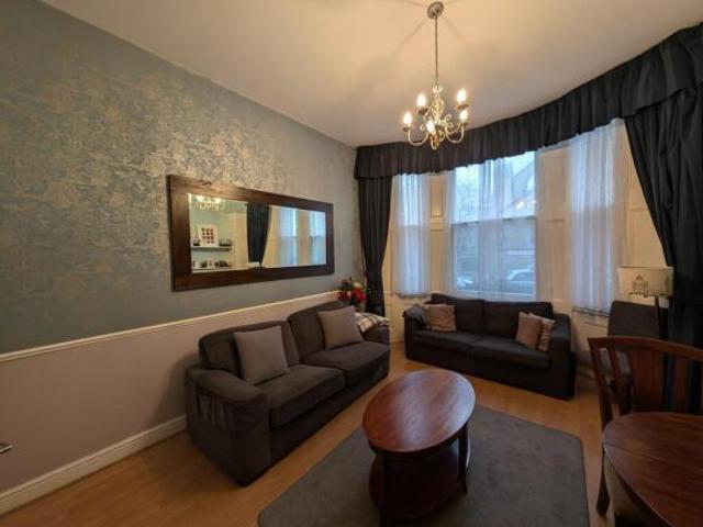 1 bedroom terraced house for rent in Castletown Road, London, W14