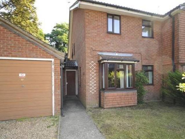 1 bedroom terraced house for rent in Church RoadFleetGU51