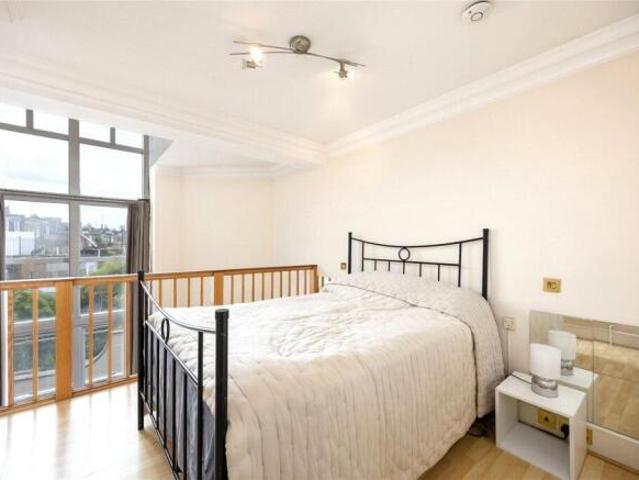 1 bedroom terraced house for rent in Charles II Place, London, SW3