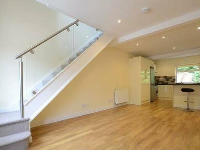 1 bedroom terraced house for rent in Alder Wood Courtyard GU10
