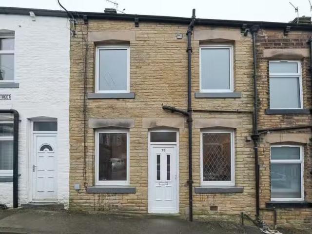 1 bedroom terraced house for rent in Alice Street, Barnoldswic.