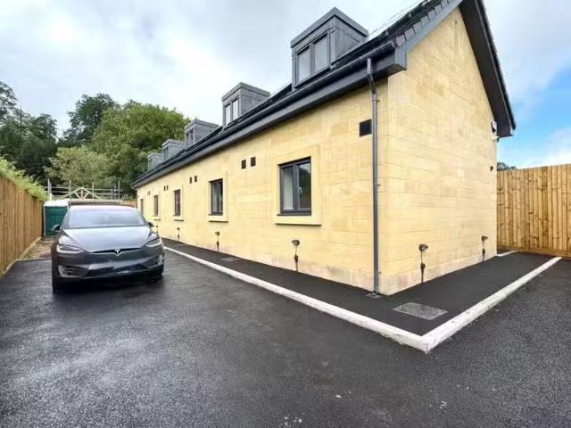 1 bedroom terraced house for rent in Bath, Somerset, BA2