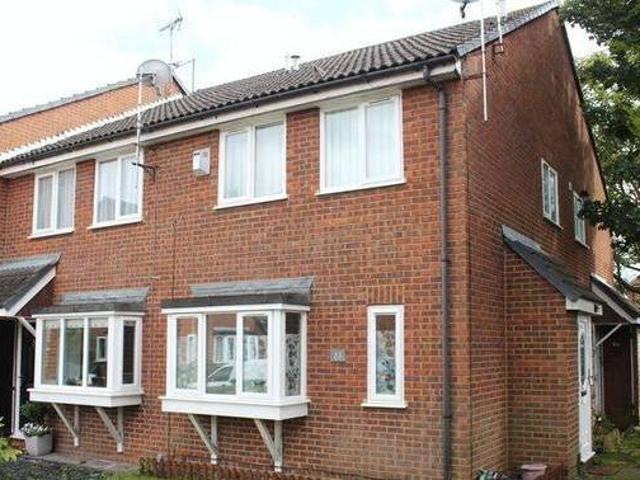 1 bedroom terraced house for rent in Bramley Close StainesUponThames TW18