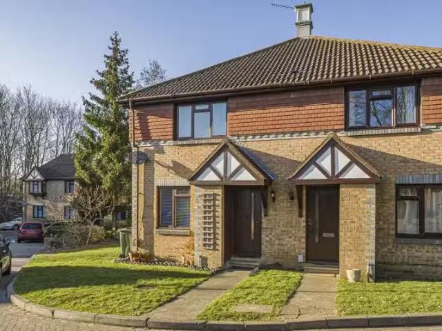 1 bedroom terraced house for rent in Dairymans Walk, Burpham.