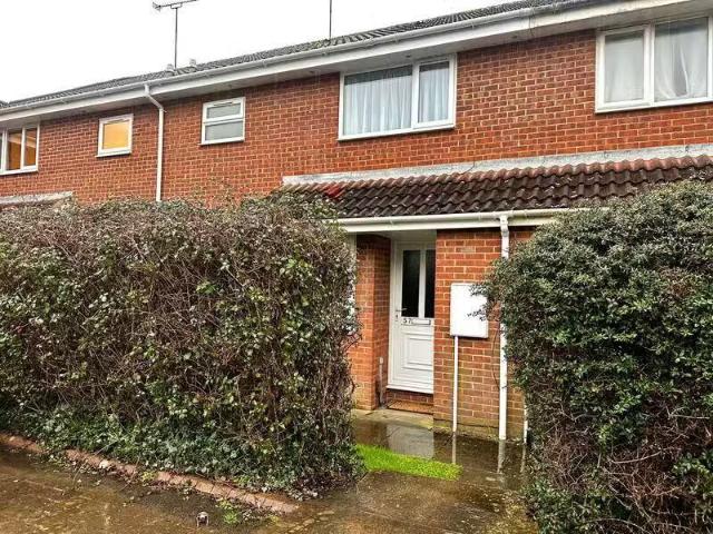 1 bedroom terraced house for rent in Ellan Hay Road, Bristol.