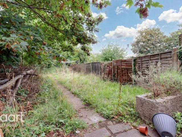 1 bedroom terraced house for rent in Fairlop Road, LONDON, E11