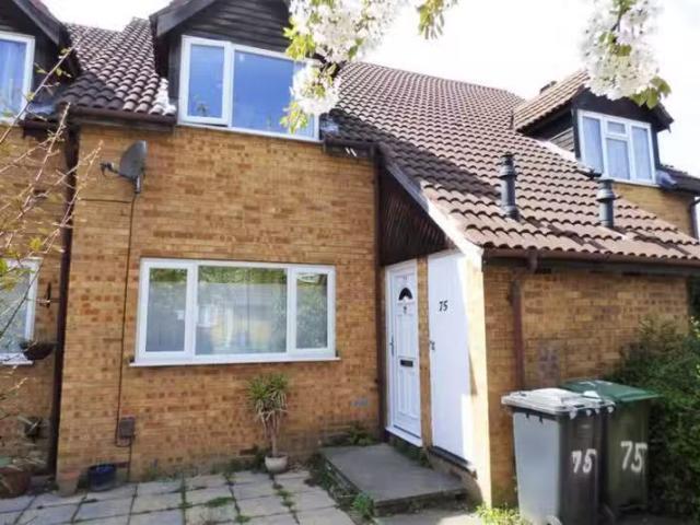 1 bedroom terraced house for rent in Knights Manor Way, Dartfo.