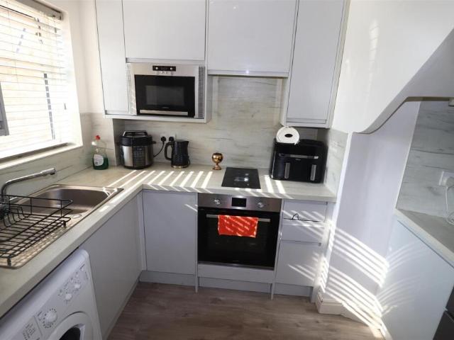 1 bedroom terraced house for rent in Kingfisher Close, Orpington, BR5