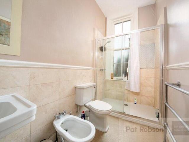 1 bedroom terraced house for rent in High Swinburne Place R1, Room 1 First Floor Rear, Summerhill Square, Newcastle Upon Tyne, NE4