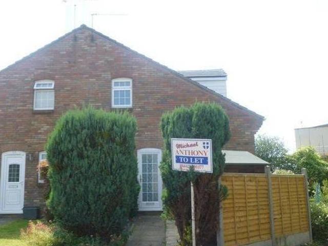 1 bedroom terraced house for rent in Hunters Close Tring HP23