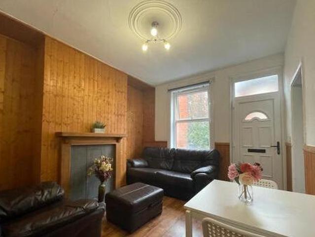 1 Bedroom Terraced House For Rent In Hyde Park