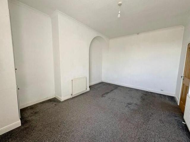 1 bedroom terraced house for rent in Jester Place, Queensbury, BD13