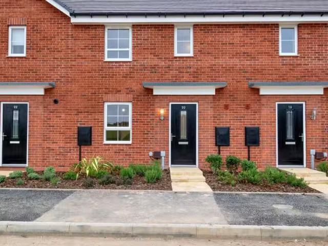 1 bedroom terraced house for rent in Ochre Close, Rugby, Warwi.