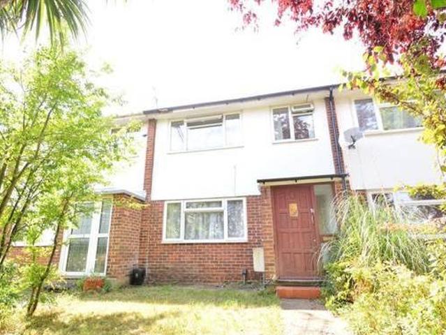 1 bedroom terraced house for rent in Longleat Gardens Maidenhead Berkshire SL6