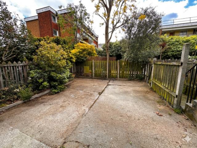 1 bedroom terraced house for rent in Merrow Street, London, SE17