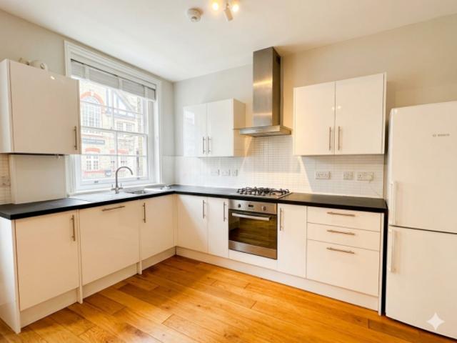 1 bedroom terraced house for rent in Merrow Street, London, SE17