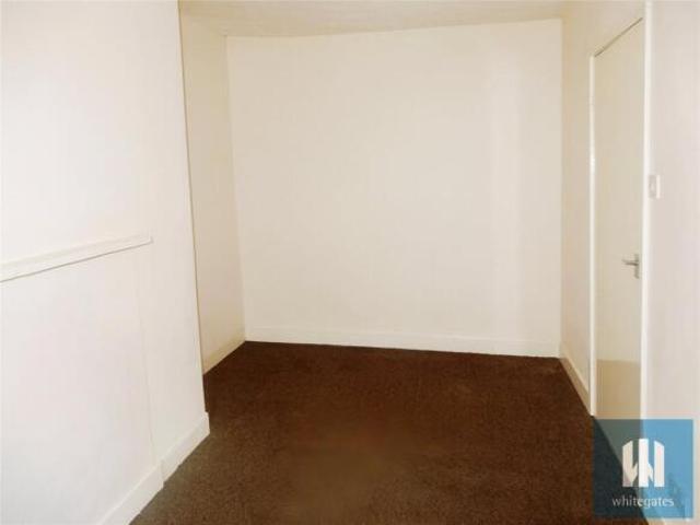 1 bedroom terraced house for rent in New Hey Road, Oakes, Huddersfield, HD3