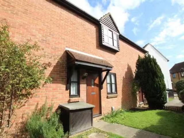 1 bedroom terraced house for rent in Saywell Brook, Chelmsford.