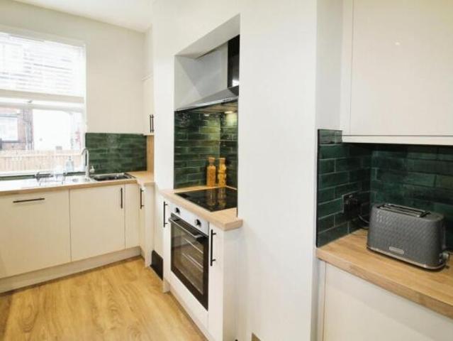 1 bedroom terraced house for rent in St. Anns Avenue, Burley, Leeds, West Yorkshire, LS4