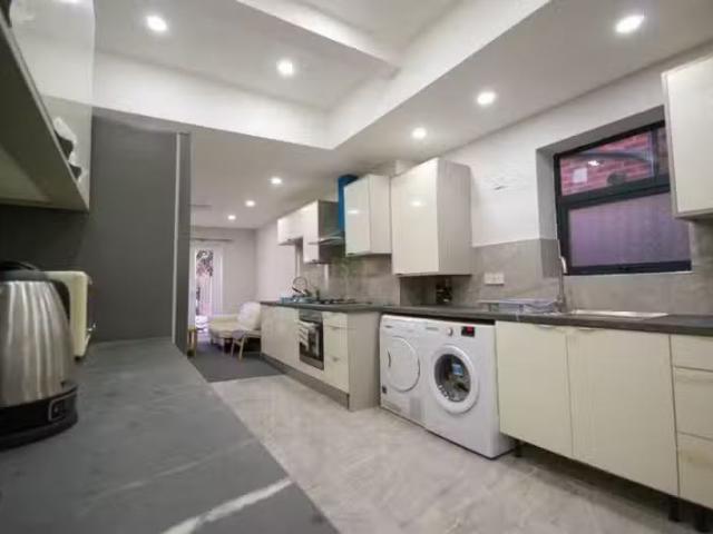 1 bedroom terraced house for rent in St. Edwards Road, Selly O.