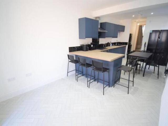 1 bedroom terraced house for rent in Stockland Street, Caerdydd, CF11