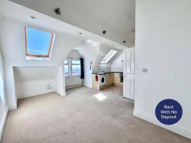 1 bedroom terraced house for rent in Penshurst Road, Ramsgate, Kent, CT11