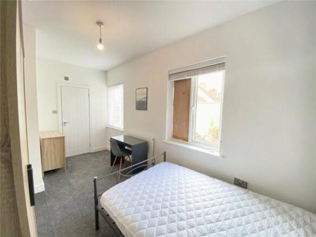 1 bedroom house of multiple occupation for rent in Princes Gardens, Peterborough, Cambridgeshire, PE1