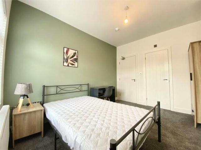 1 bedroom house of multiple occupation for rent in Princes Gardens, Peterborough, Cambridgeshire, PE1