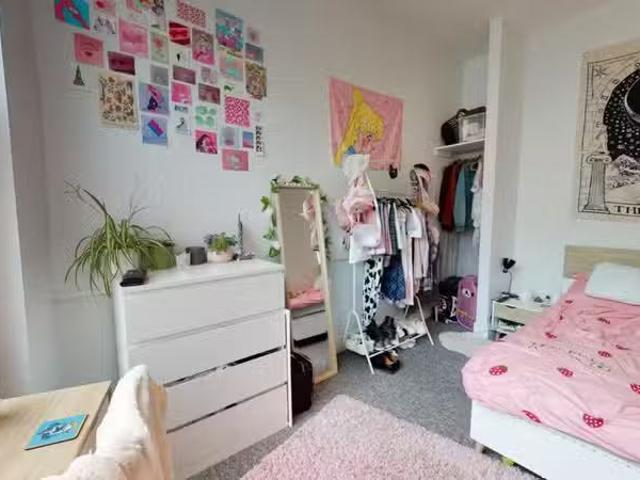 1 bedroom terraced house for rent in Room 2, Hotwell Road, BS8.