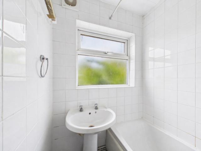 1 bedroom terraced house for rent in Room 2, 23 Marle Hill Road, Cheltenham, GL50