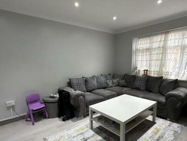 1 Bedroom Terraced House For Rent In Wood Green