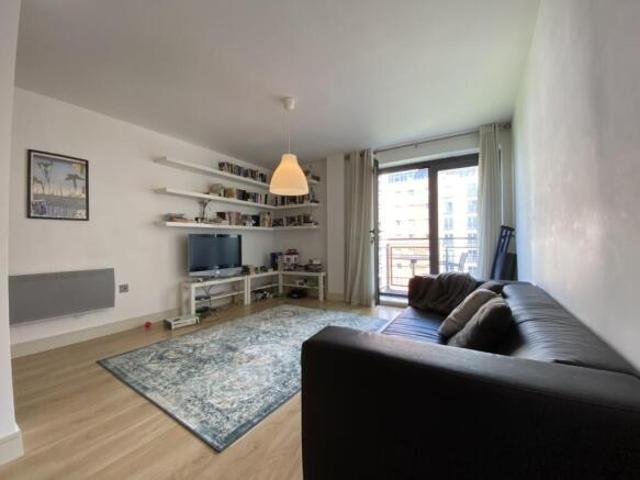1 bedroom terraced house for rent in Waterquarter, Galleon way, Cardiff Bay, CF10