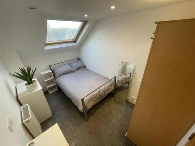 1 bedroom terraced house for rent in Winston Gardens, Headingley, Leeds, West Yorkshire, LS6