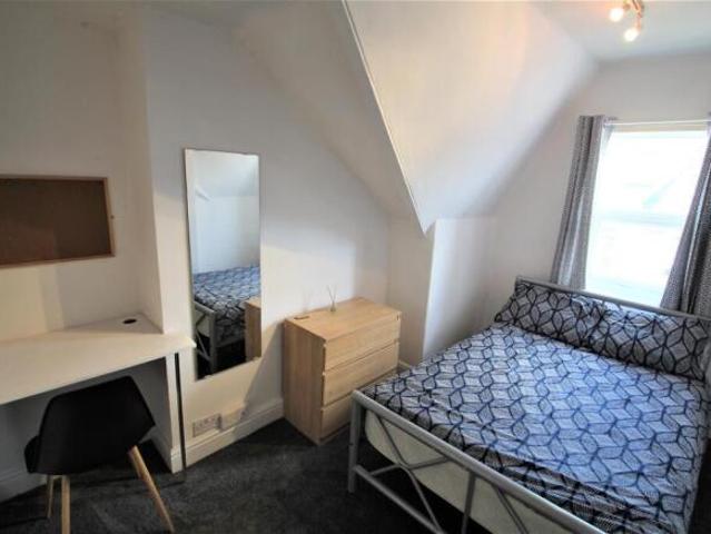 1 bedroom terraced house for rent in Winston Gardens, Headingley, Leeds, West Yorkshire, LS6