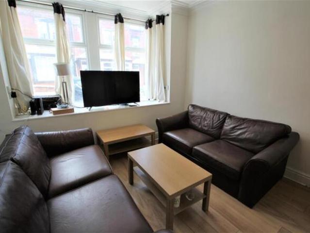 1 bedroom terraced house for rent in Winston Gardens, Headingley, Leeds, West Yorkshire, LS6