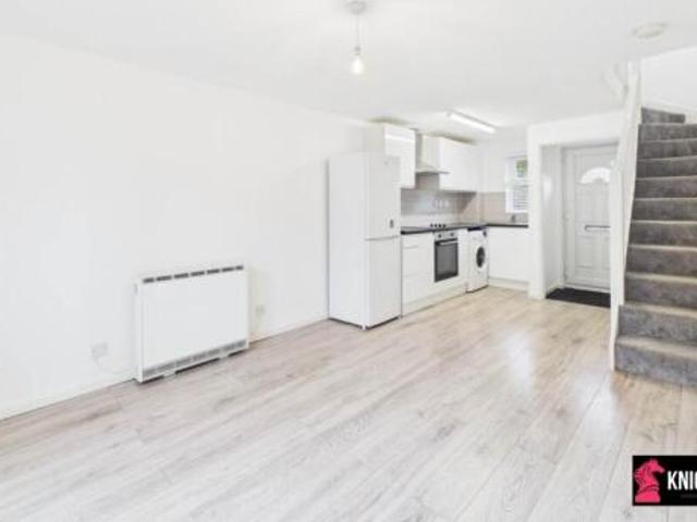 1 bedroom terraced house for rent in Wynward Court, Oldbrook, MK6