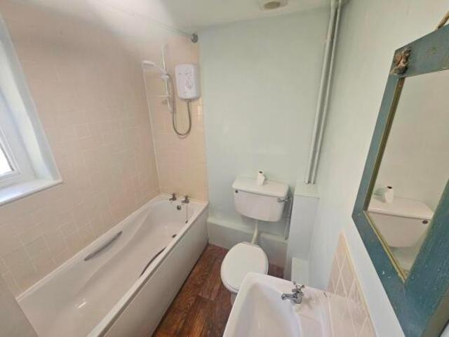 1 bedroom terraced house for rent in The Green, Hardingstone, NN4