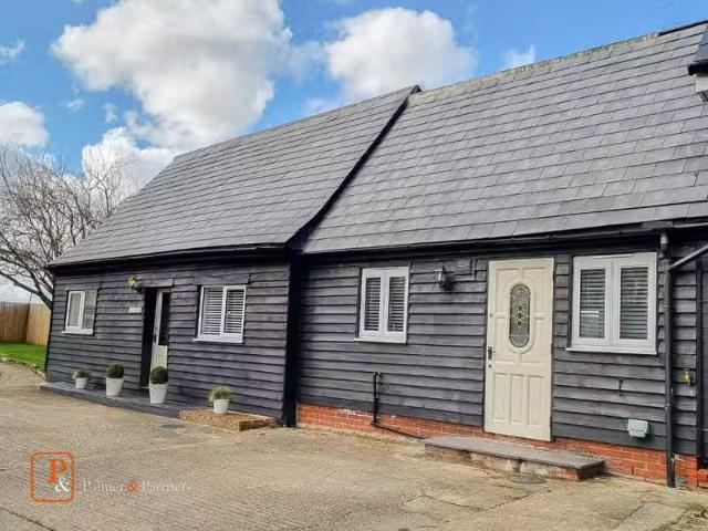 1 bedroom terraced house for rent in Turkey bird Lane, Stanway.