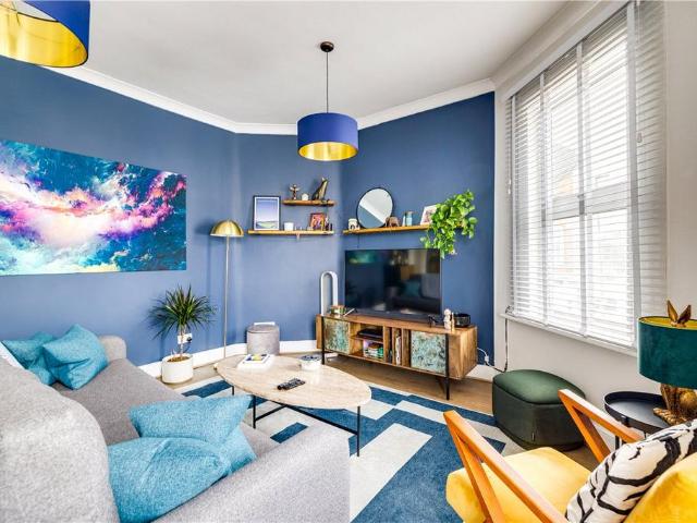 1 bedroom terraced house for sale