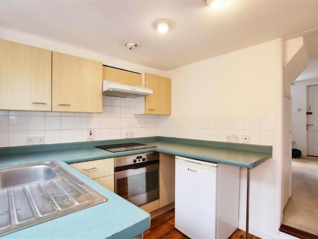 1 bedroom terraced house for sale