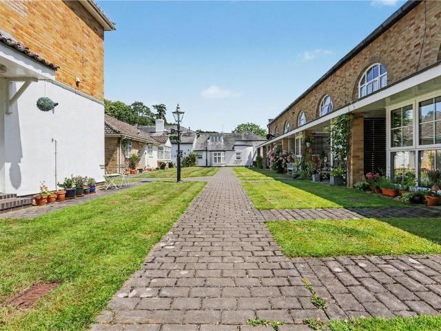 1 bedroom terraced house for sale
