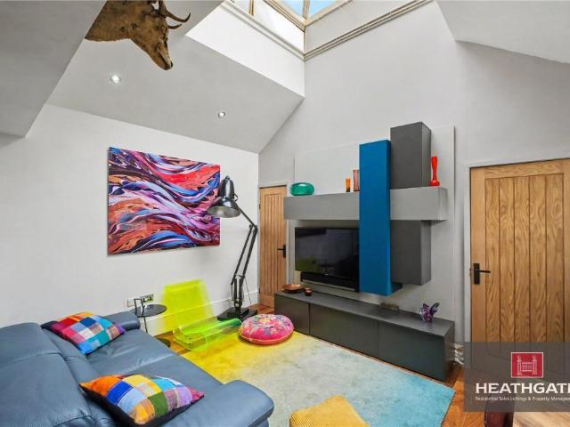 1 bedroom terraced house for sale