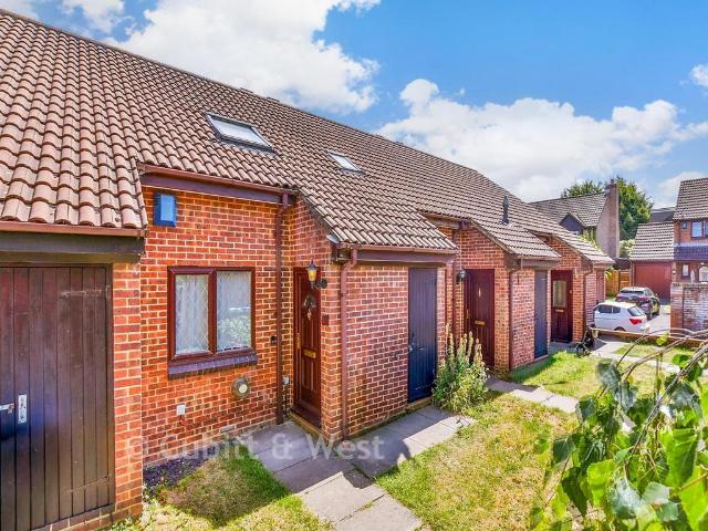 1 bedroom terraced house for sale