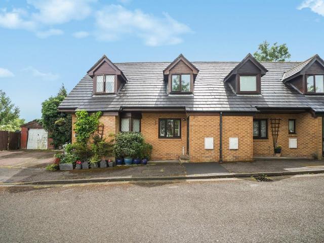 1 bedroom terraced house for sale