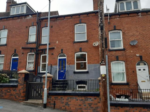 1 bedroom terraced house for sale