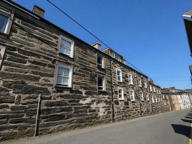 1 bedroom terraced house for sale
