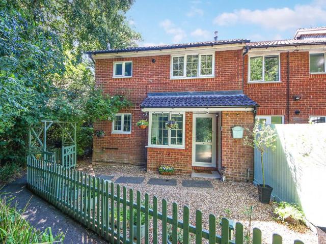 1 bedroom terraced house for sale