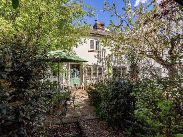 1 bedroom terraced house for sale