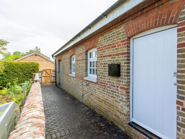 1 bedroom terraced house for sale