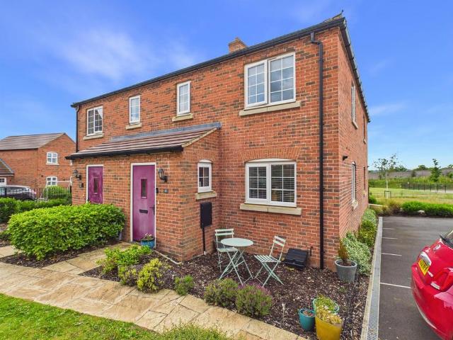 1 bedroom terraced house for sale